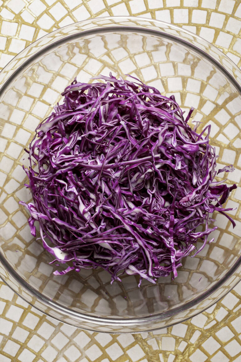Easy & Crunchy Red Cabbage Coleslaw (Vegan!) - Healthy Little Vittles