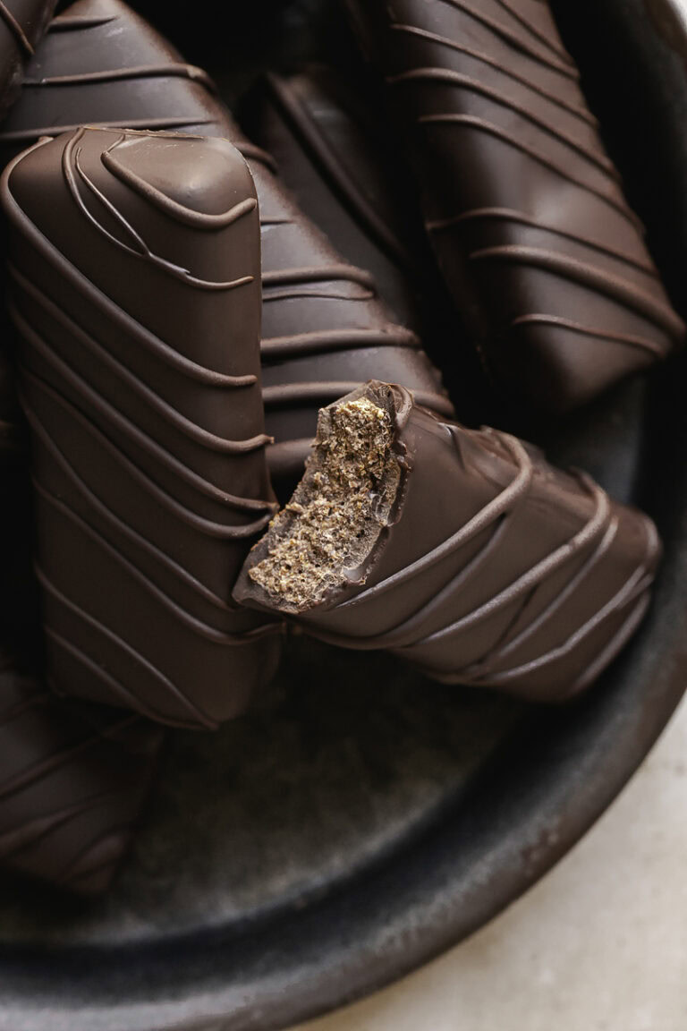 Crispy Peanut Butter Protein Chocolate Candy Bars - Healthy Little Vittles