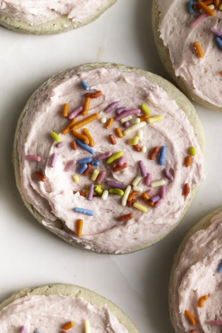 Soft Frosted Sugar Cookies (gluten-free & vegan!) - Healthy Little Vittles